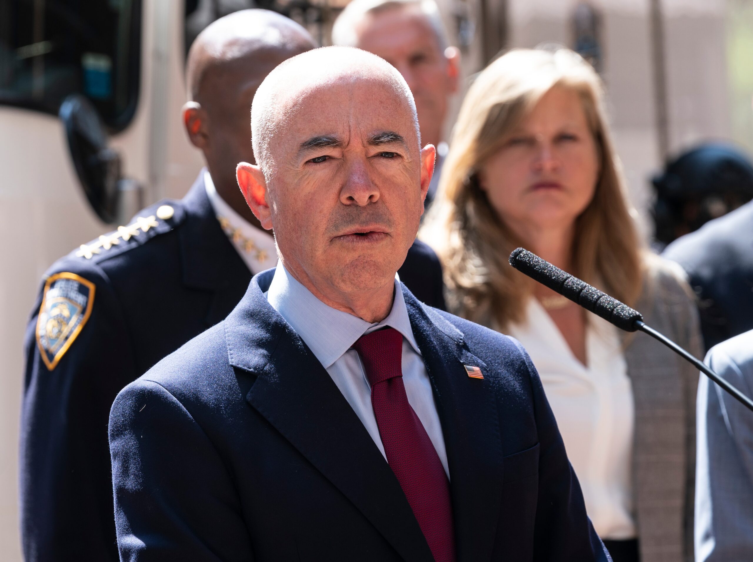 Homeland Security Secretary Dismisses Public Concern Over Effectiveness ...